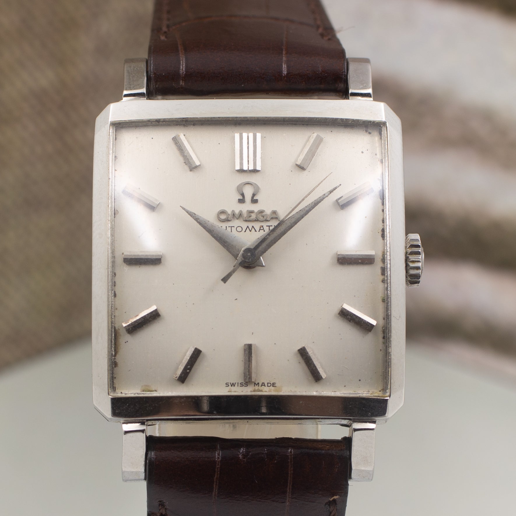 Omega Vintage Square Classic – Martin Luxury
